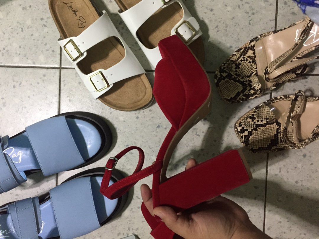 Red Chunky Heels, Women's Fashion, Footwear, Heels on Carousell