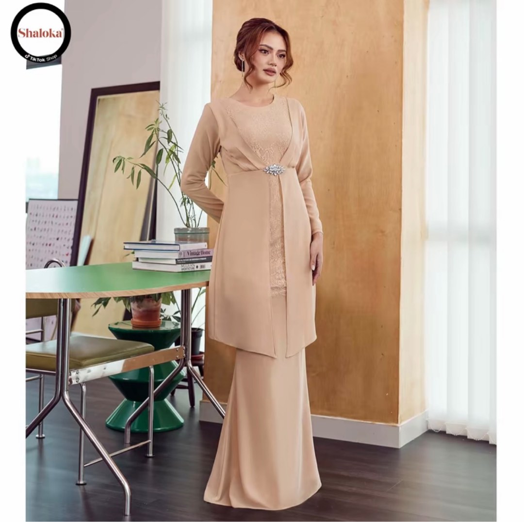 [RENT] SHALOKA Isabelle Kurung in Nude, Women's Fashion, Muslimah Fashion, Baju Kurung & sets on ...