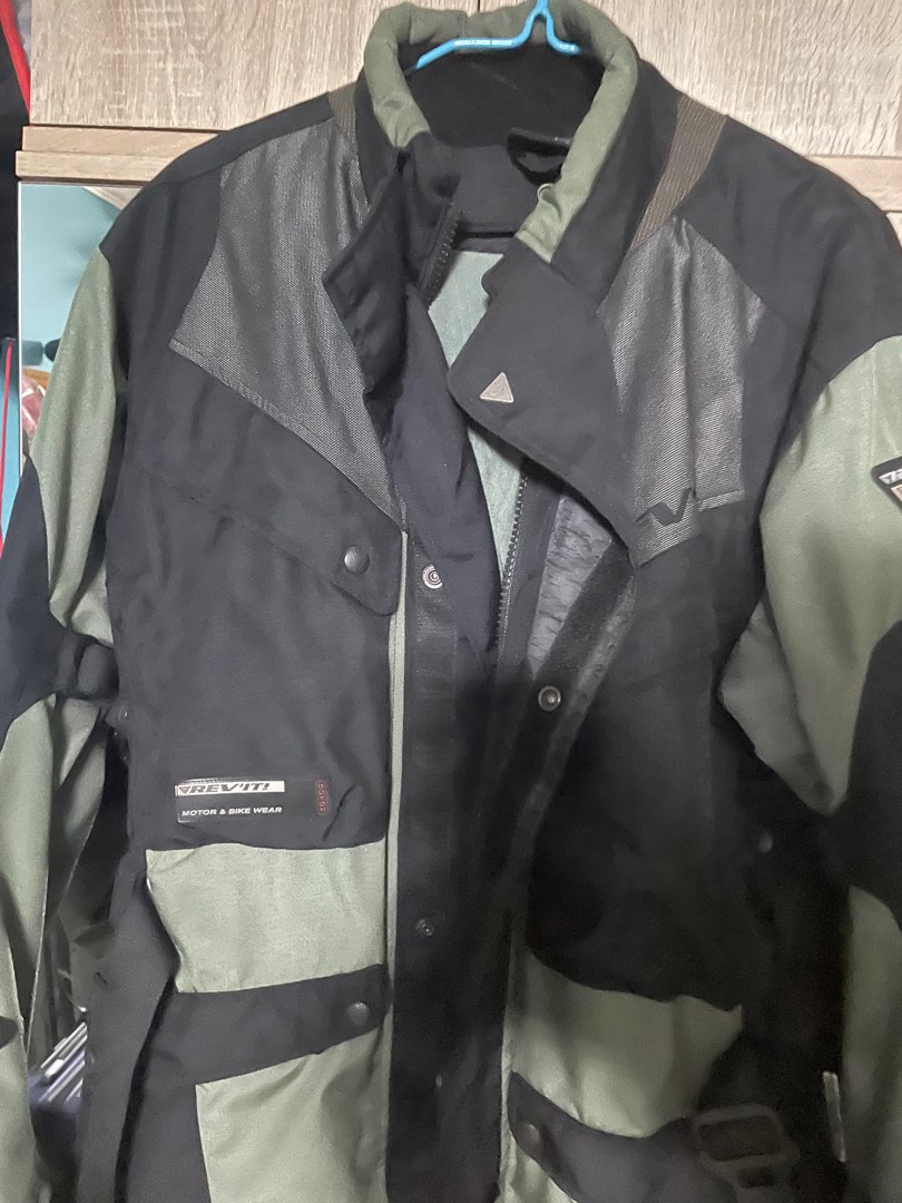 Revit touring jacket, Motorcycles, Motorcycle Accessories on Carousell