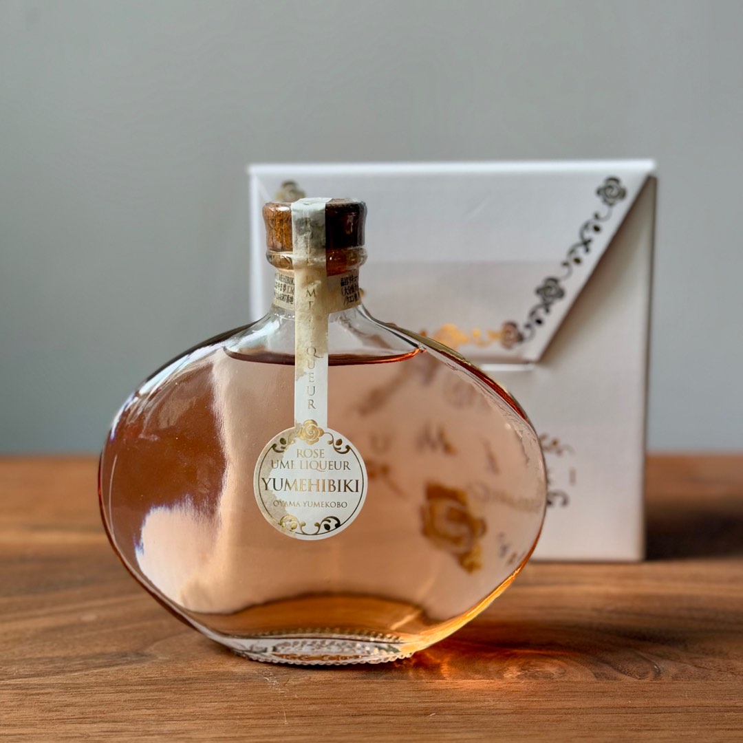 薔薇梅酒ROSE UME LIQUEUR-YUMEHIBIK 200ML, 嘢食 & 嘢飲, 酒精飲料 - Carousell