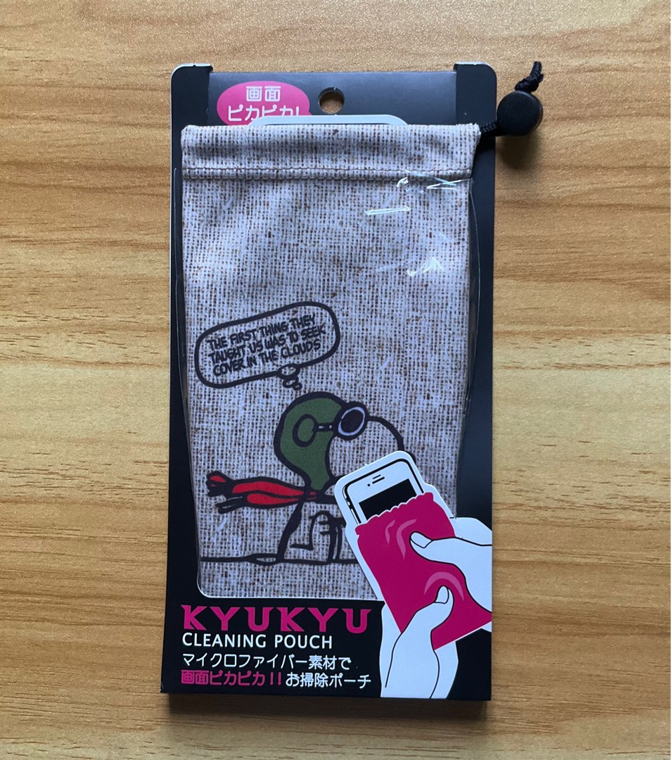 Snoopy Cleaning Pouch, Women's Fashion, Bags & Wallets, Purses ...
