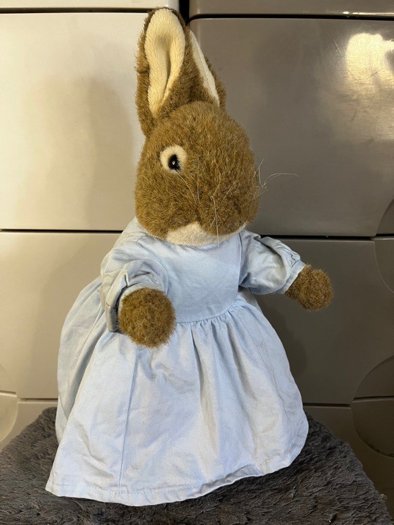 The World of Beatrix Potter: Classic Peter Rabbit x Bunny - Mrs. Rabbit ...