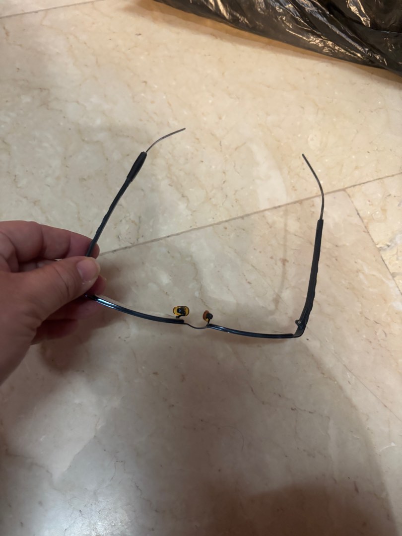 Thick lens glasses light frame, Men's Fashion, Activewear on Carousell