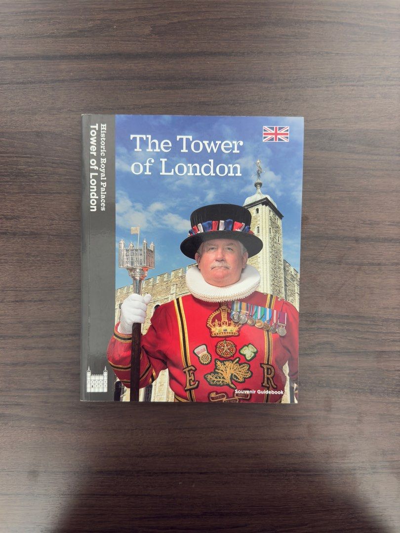 Tower of London Guidebook, Hobbies & Toys, Books & Magazines ...