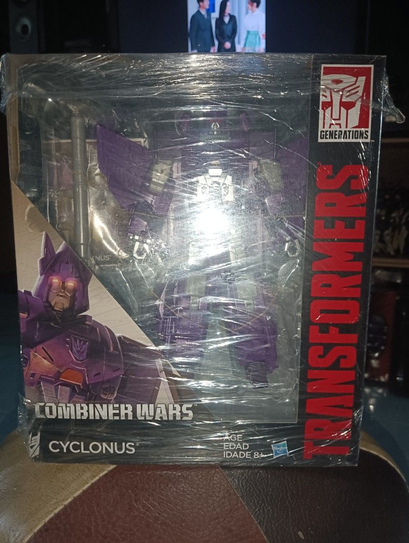 Transformer Cyclonus (Combiner Wars), Hobbies & Toys, Toys & Games on ...