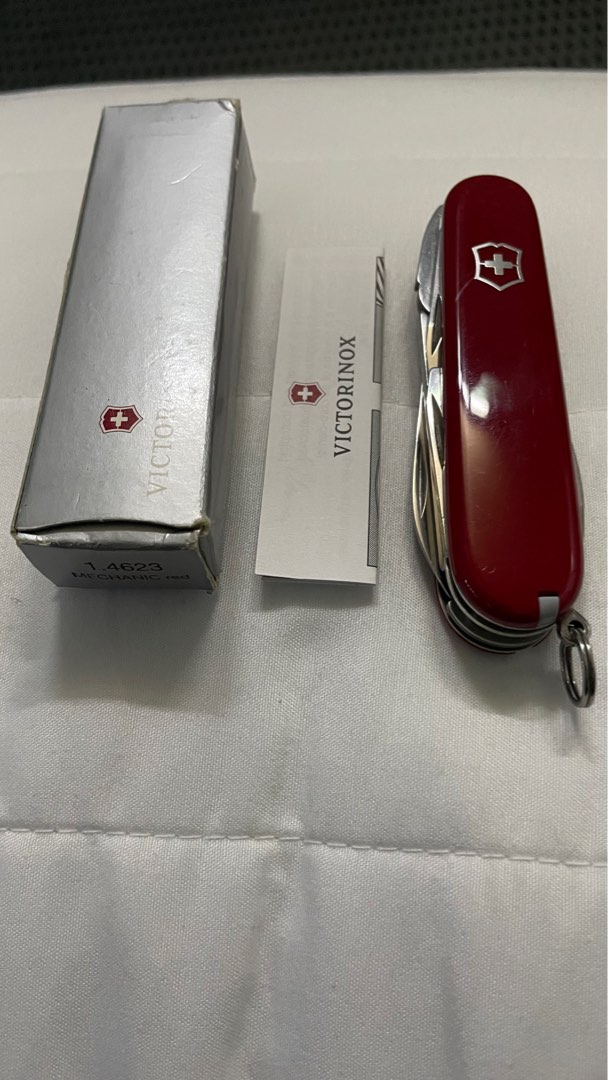 victorinox mechanic (NOS, discontinue), Sports Equipment, Hiking & Camping on Carousell