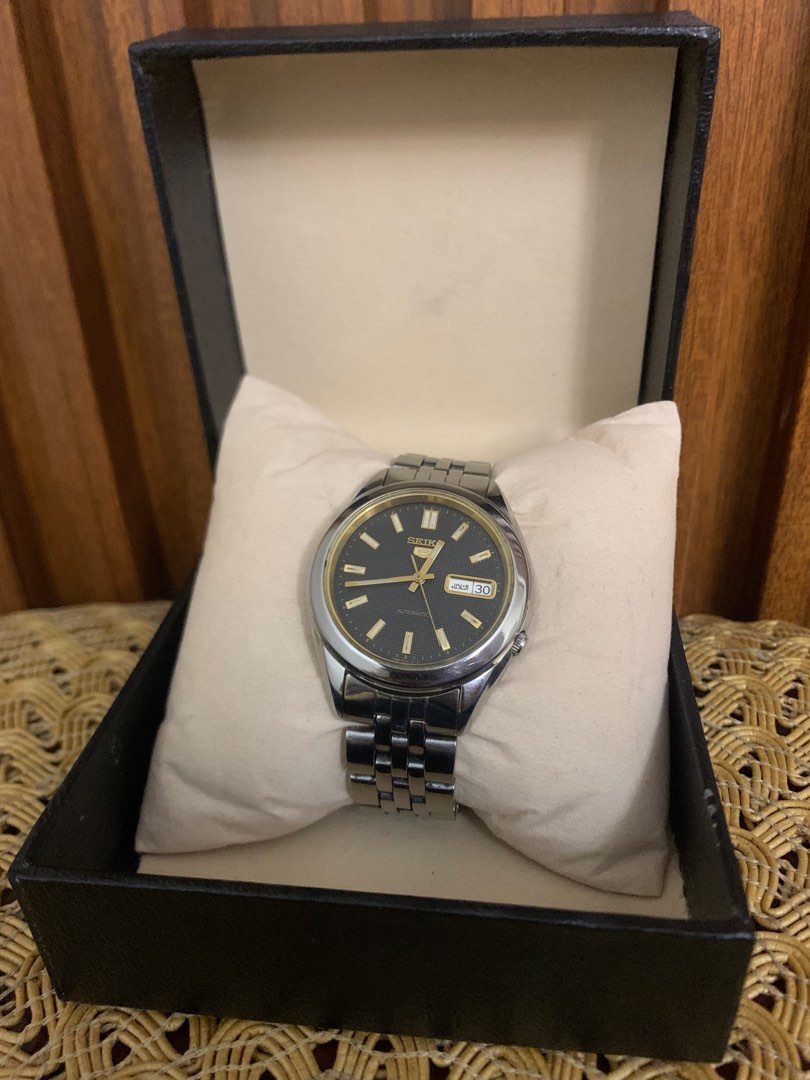 Vintage Seiko 5 Automatic Watch - Black/Gold Textured Dial Jubilee Bracelet, Men's Fashion ...