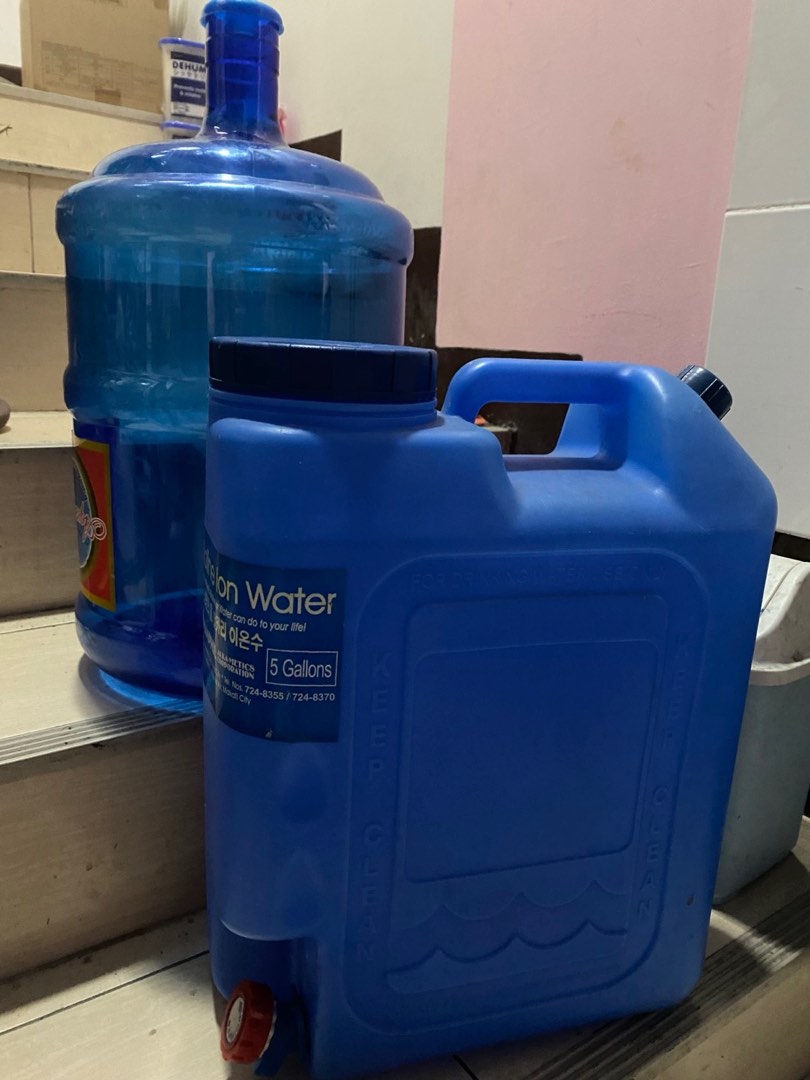 12 pcs Water Gallons & 2pcs with dispenser, Food & Drinks, Other Food ...