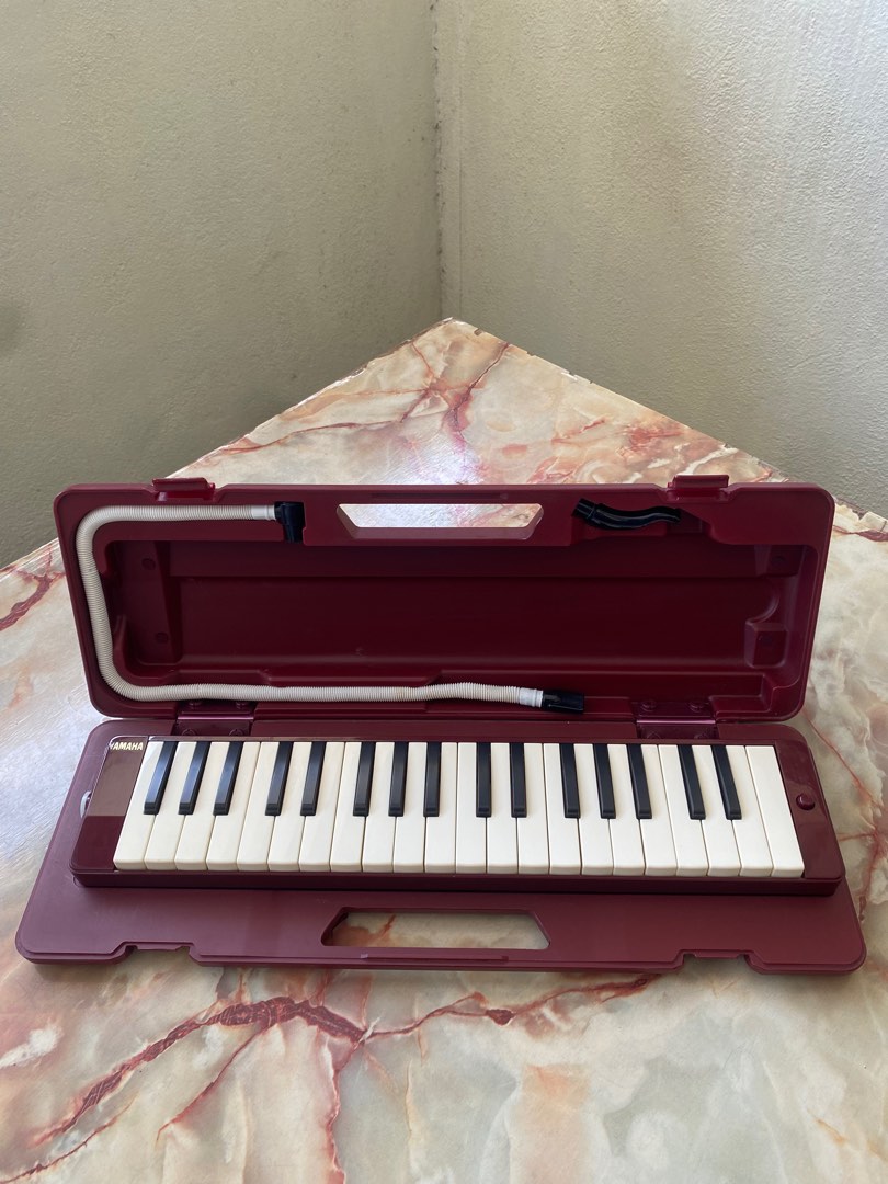 Yamaha Pianica, 37-Note Melodica, Maroon P37D, Hobbies & Toys, Music ...