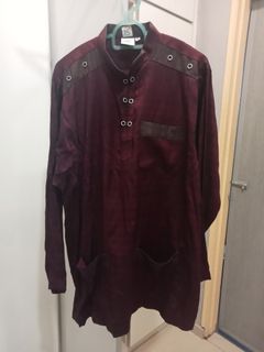 BAJU MELAYU SENNA ELRAH BURGUNDY, Men's Fashion, Muslim Wear, Baju ...