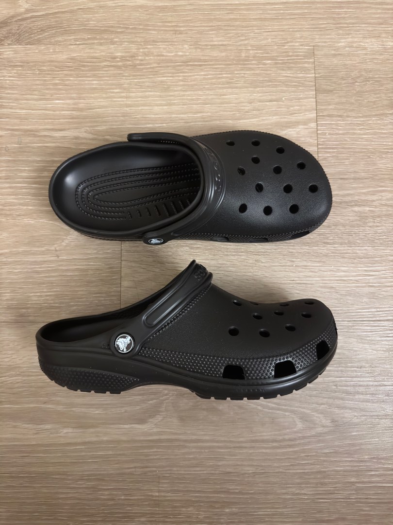 Black Crocs M7 W9 (25cm), Men's Fashion, Footwear, Flipflops and Slides ...