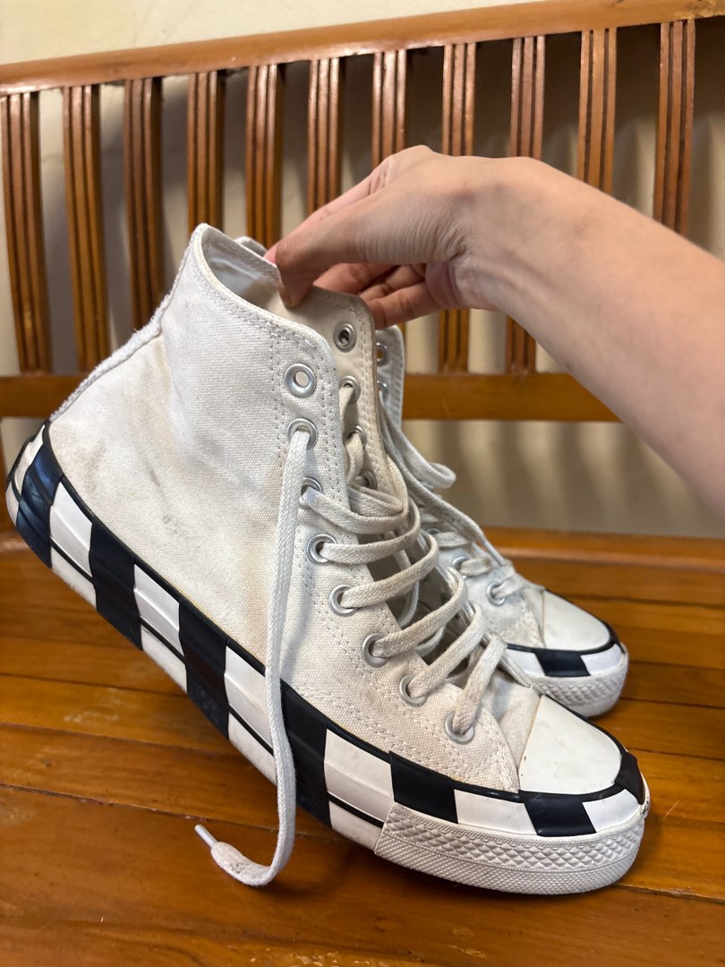 Convers OFF WHITE, Men's Fashion, Footwear, Sneakers on Carousell