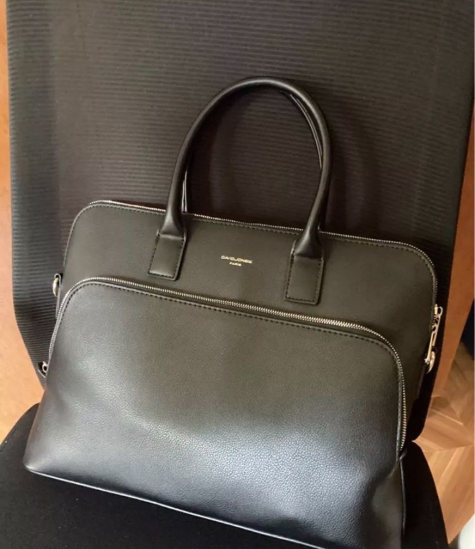 David Jones Laptop Bag, Women's Fashion, Bags & Wallets, Cross-body ...