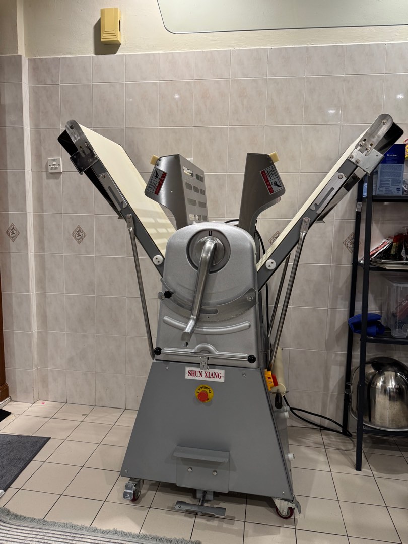 Dough Sheeter , TV & Home Appliances, Kitchen Appliances, Other Kitchen ...