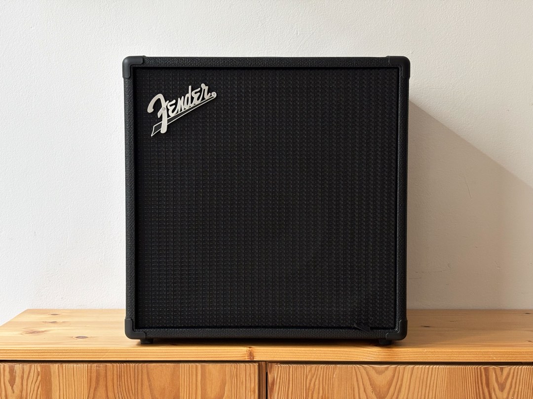 Fender Rumble Studio 40 Bass Combo Guitar Amp / Amplifier, Hobbies ...