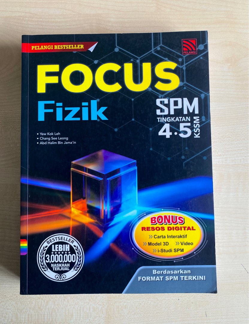 Focus Fizik SPM, Hobbies & Toys, Books & Magazines, Textbooks on Carousell