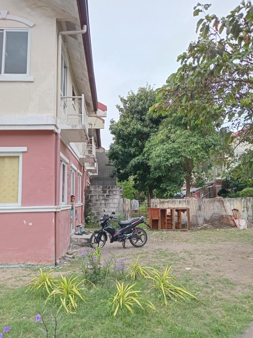 Foreclosed Two-Storey House & Lot for SALE in Somerset Village Ph5 ...