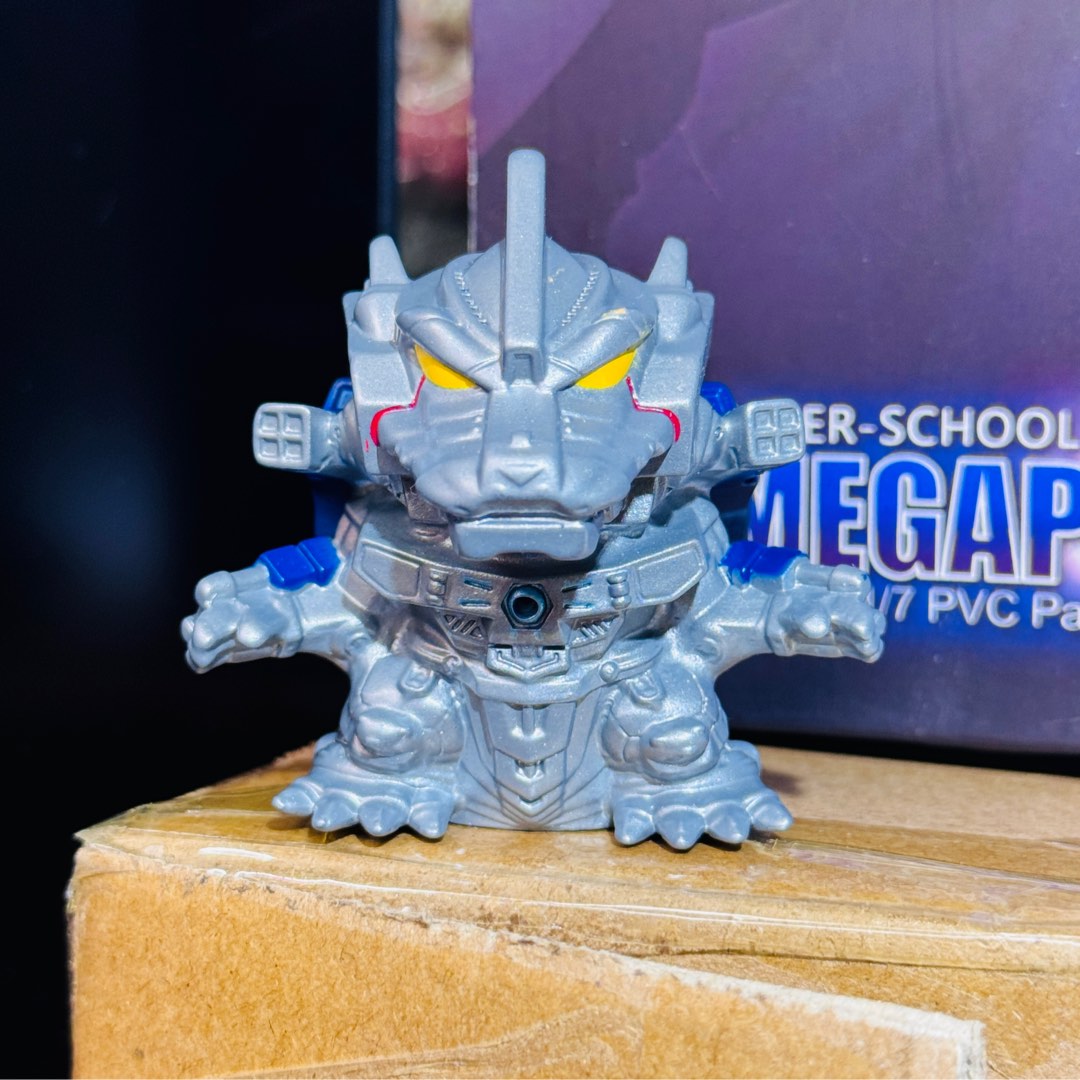 Godzilla Water Gun Mechagodzilla 哥斯拉 三式機龍 機械哥斯拉 水槍公仔, 興趣及遊戲, 玩具 & 遊戲類 ...