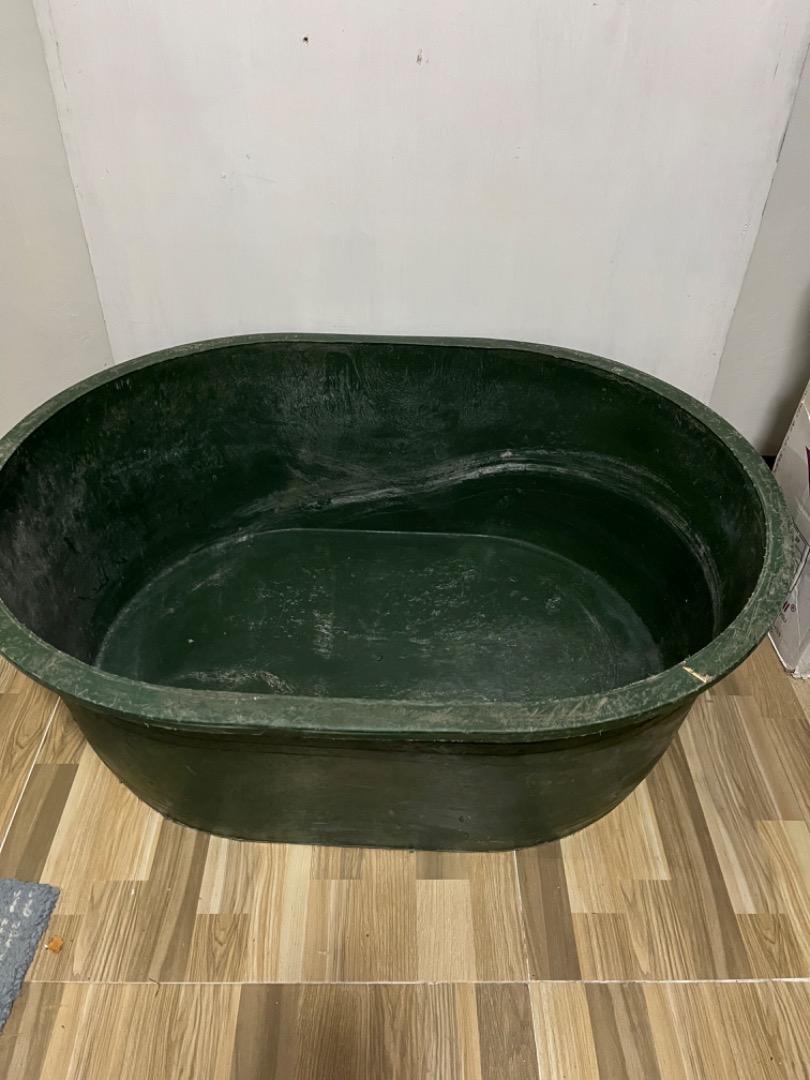 Heavy-duty banyera, Everything Else, Others on Carousell