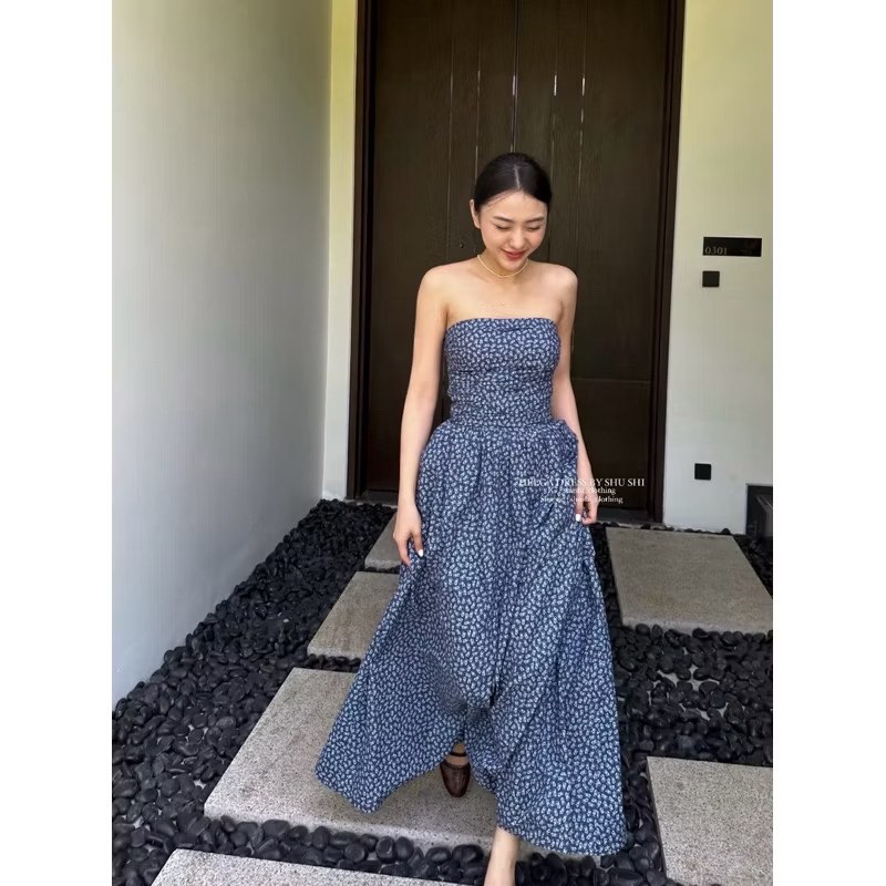 Helga Dress - Chun Chest Cup Dress Behind Elegant Green Little Flower ...