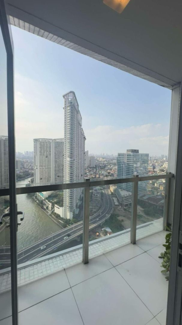 Luxurious 2 Bedroom unit at Sakura Tower Proscenium Rockwell Center ...