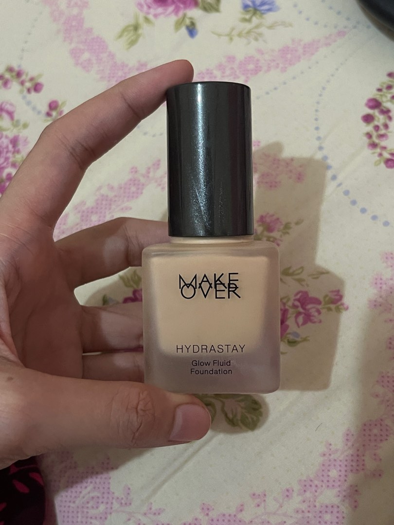 makeover foundation, Kesehatan & Kecantikan, Rias Wajah di Carousell