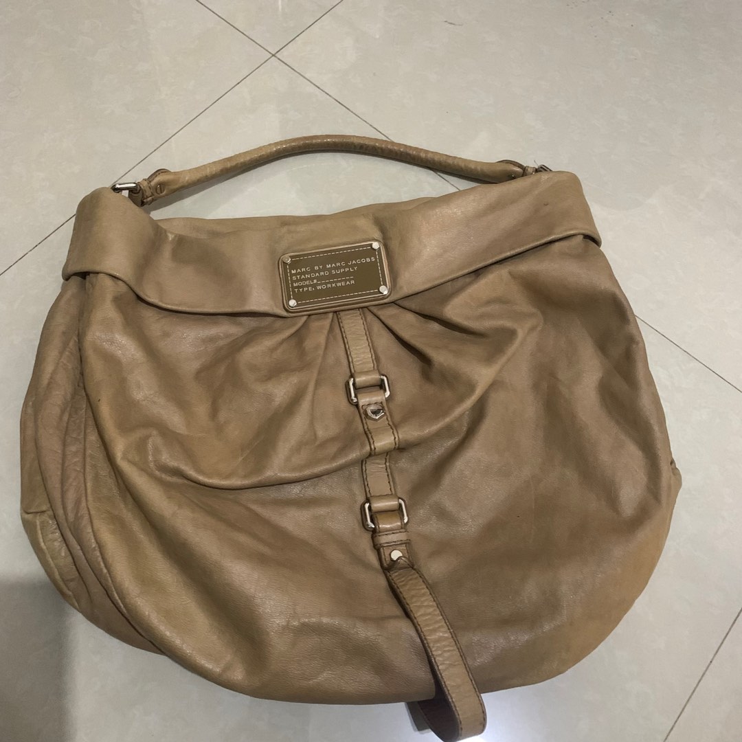 Marc jacobs lil ritz hobo bag taupe, Fesyen Wanita, Tas & Dompet di ...