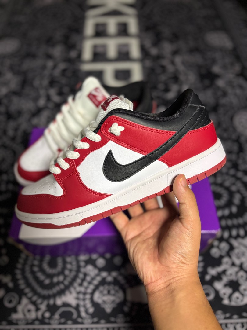 Nike SB Dunk Low Pro J-Pack Chicago, Men's Fashion, Footwear, Sneakers ...