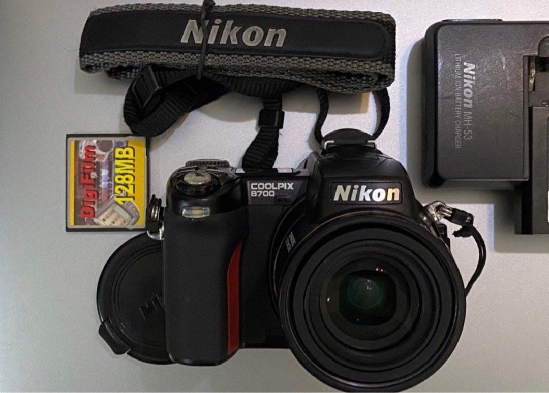 Nikon coolpix 8700 CCD digital camera 高階數碼相機, 攝影器材, 相機 - Carousell