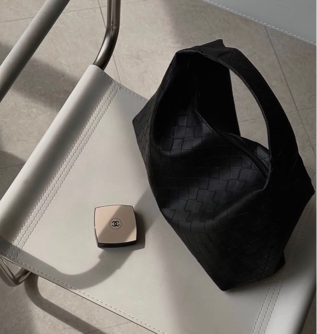 Nobat Sip Shoulder in Black, Women's Fashion, Bags & Wallets, Shoulder ...