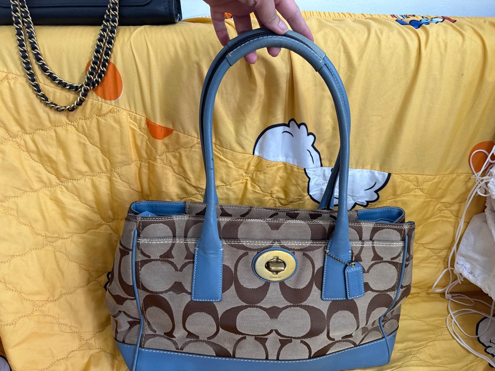 Original Coach Madeline Twist Lock Shoulder Bag, Luxury, Bags & Wallets ...