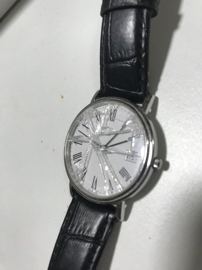 ORIGINAL TISSOT WATCH WITH BOX (Broken Glass & Scratches), Men's ...
