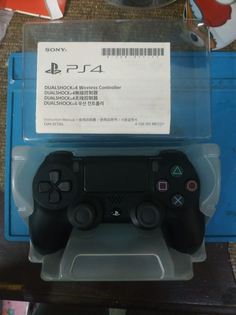 Ps4 2nd controller original, Video Gaming, Gaming Accessories, Controllers on Carousell
