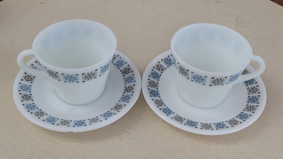 Pyrex Chelsea cup saucer, Furniture & Home Living, Kitchenware ...