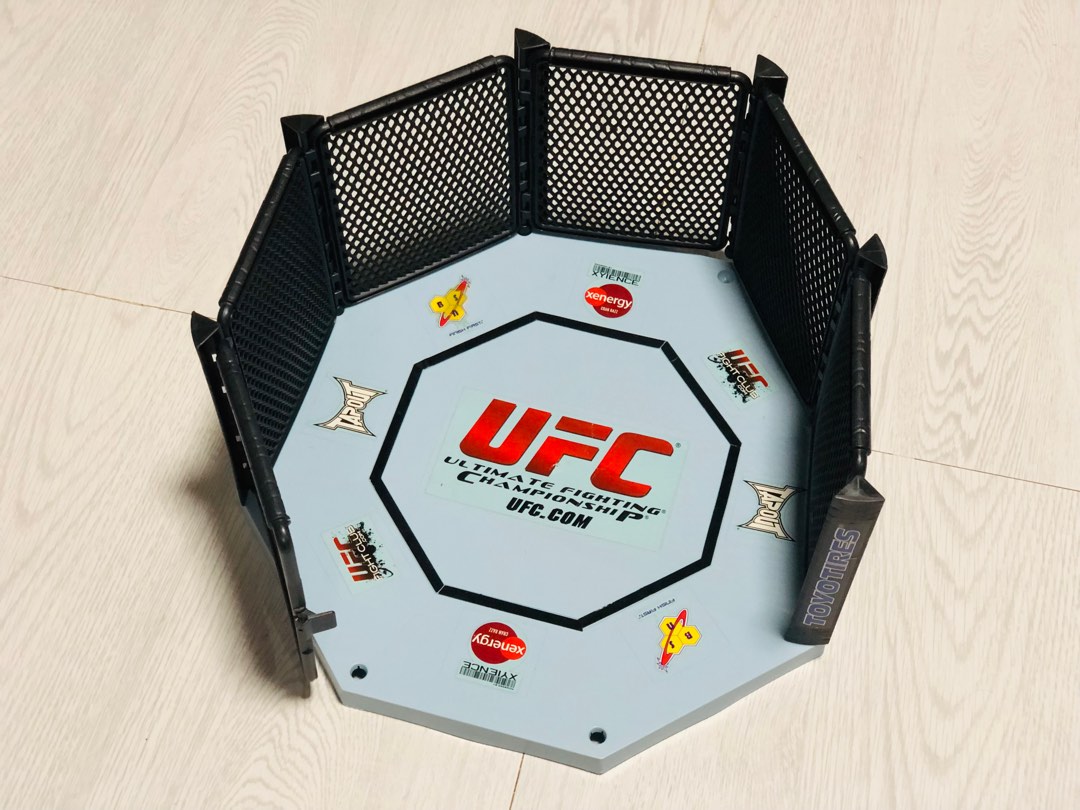 UFC Jakks Pacific Octagon Playset, Hobbies & Toys, Toys & Games on ...