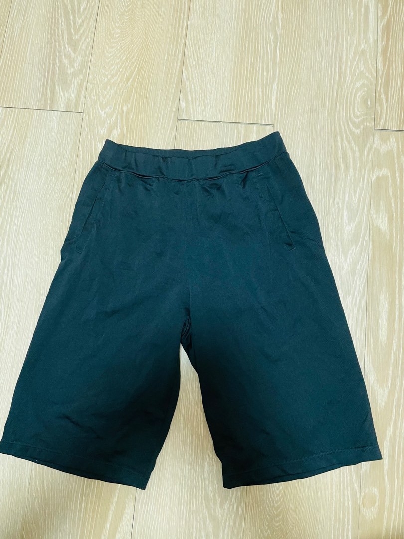 Uniqlo short size 140, Babies & Kids, Babies & Kids Fashion on Carousell