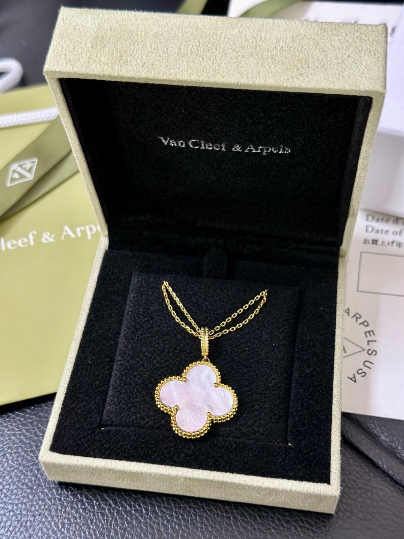 Van Cleef&Arpels Classic Four Leaf Clover with Large Flowers, Luxury ...
