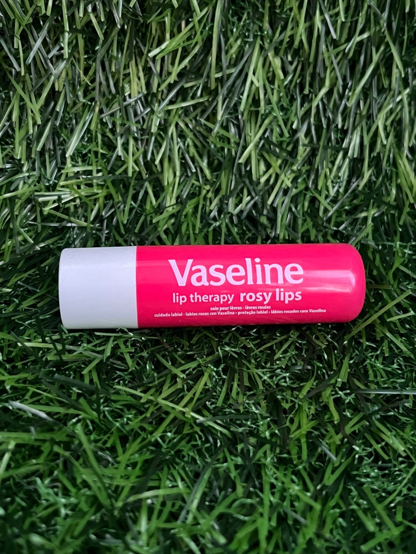 Vaseline lip therapy rosy lips lipbalm, Kesehatan & Kecantikan, Rias Wajah di Carousell
