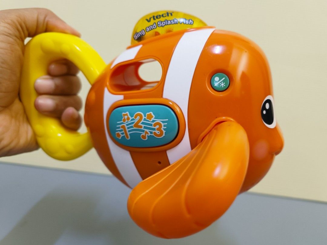 VTech Sing and Splash Fish, Hobbies & Toys, Toys & Games on Carousell