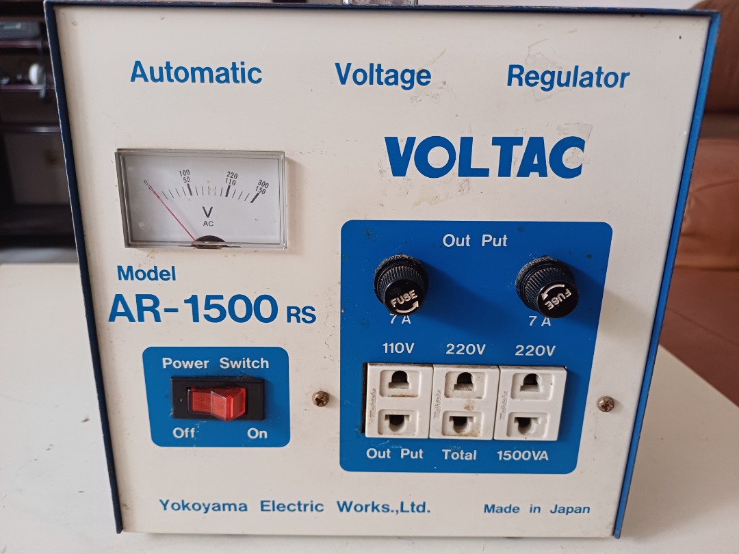 AVR Stabilizer Voltac AR- 1500 RS (Made in Japan), Elektronik, Lainnya ...