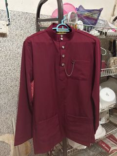 Baju Melayu Elrah Maroon (M), Men's Fashion, Muslim Wear, Baju Melayu ...