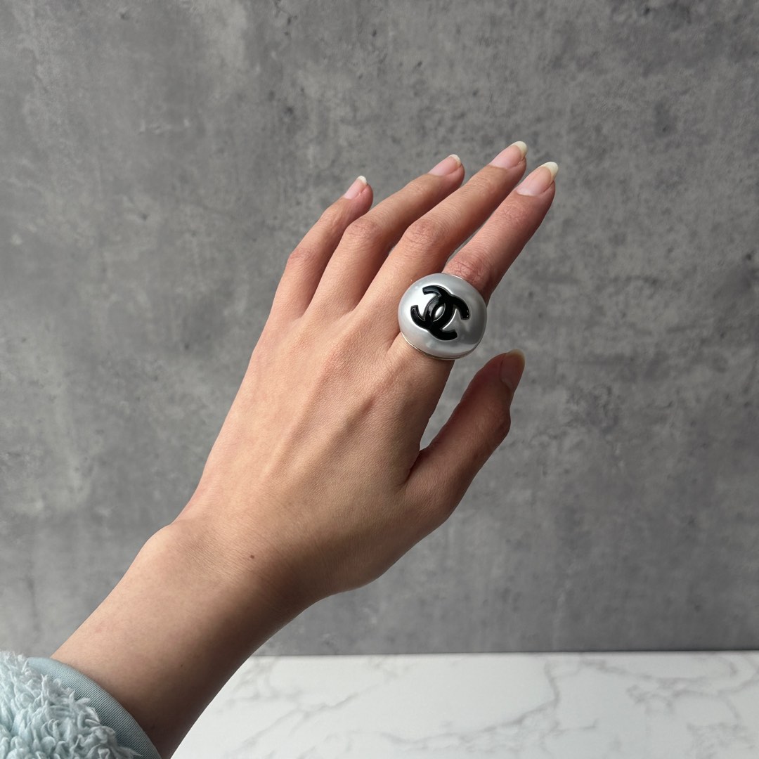 Chanel 25P Round Ring Size 52 Gold Hardware, Women's Fashion, Jewelry ...