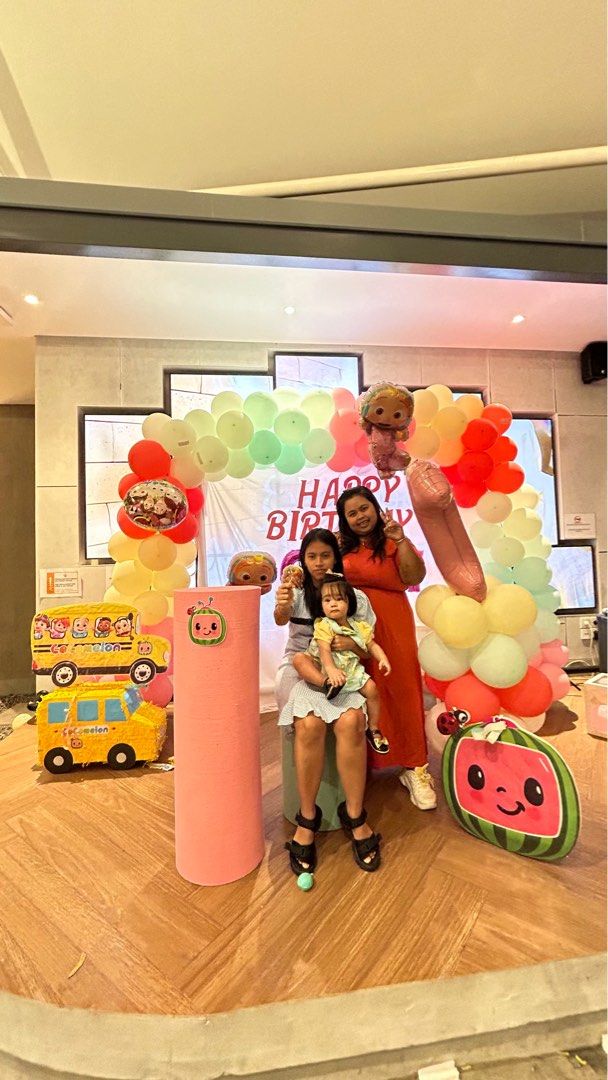 Cocomelon standing styrofoam, Bayi & Anak, Lainnya di Carousell