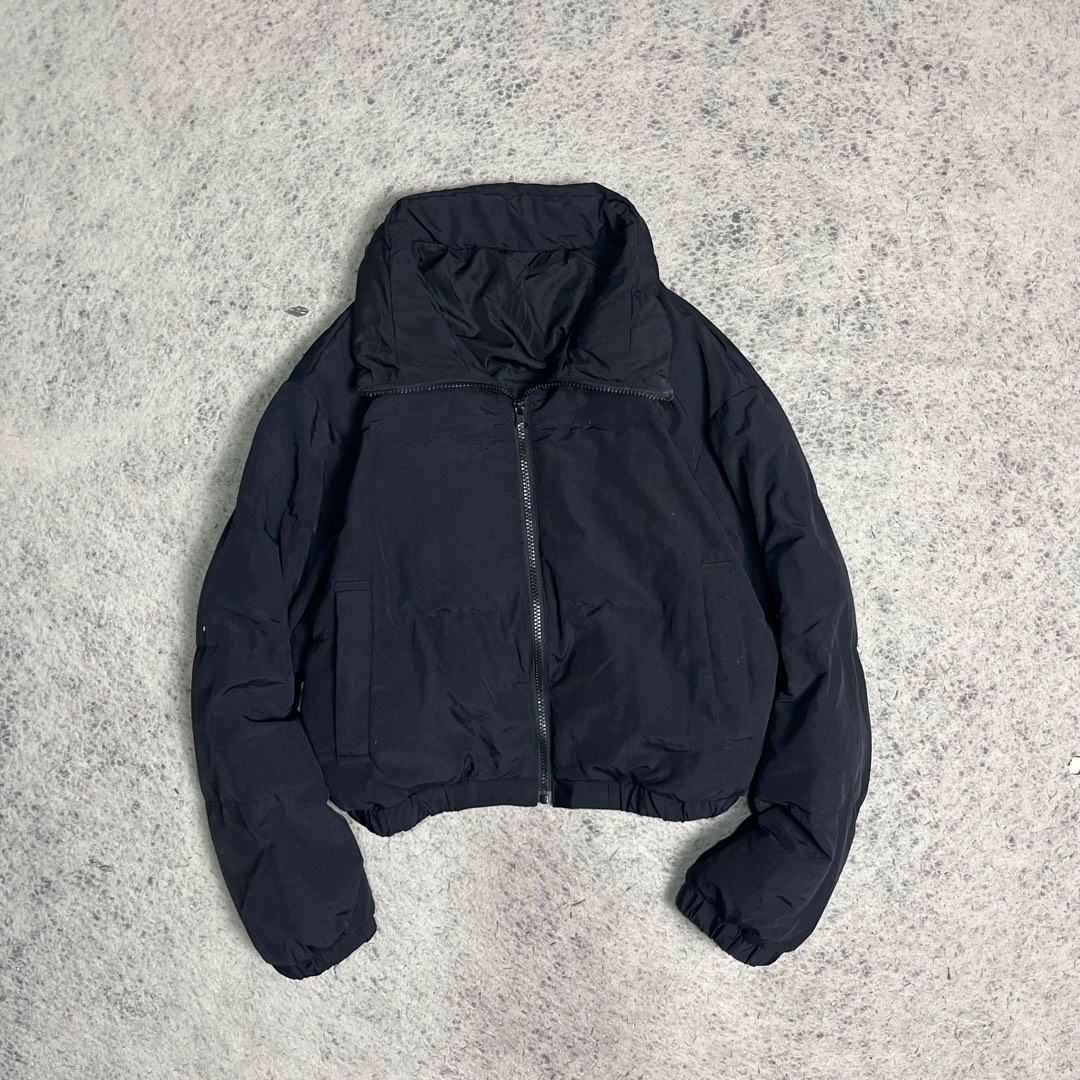 GU UNIQLO Puffer Boxy Down Jacket, Fesyen Wanita, Pakaian Wanita, Baju Luaran di Carousell