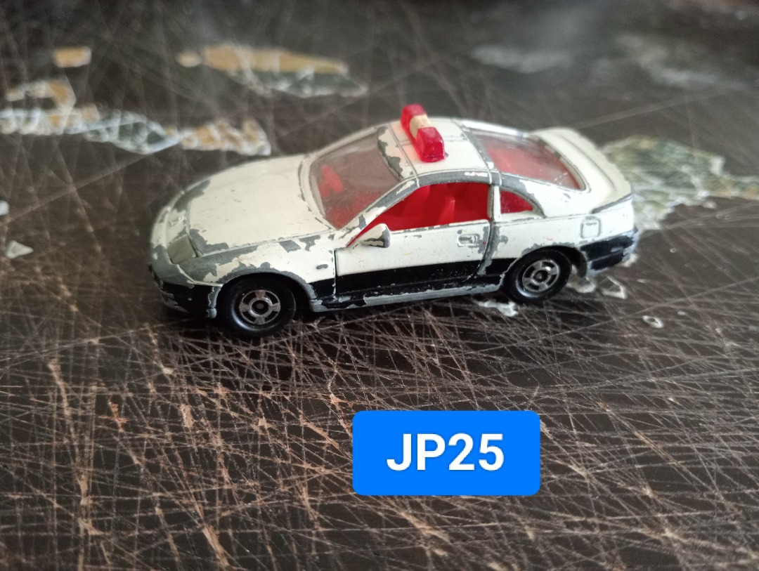 JP25- TOMICA Nissan Fairlady Z Police Car, Hobbies & Toys, Toys & Games ...