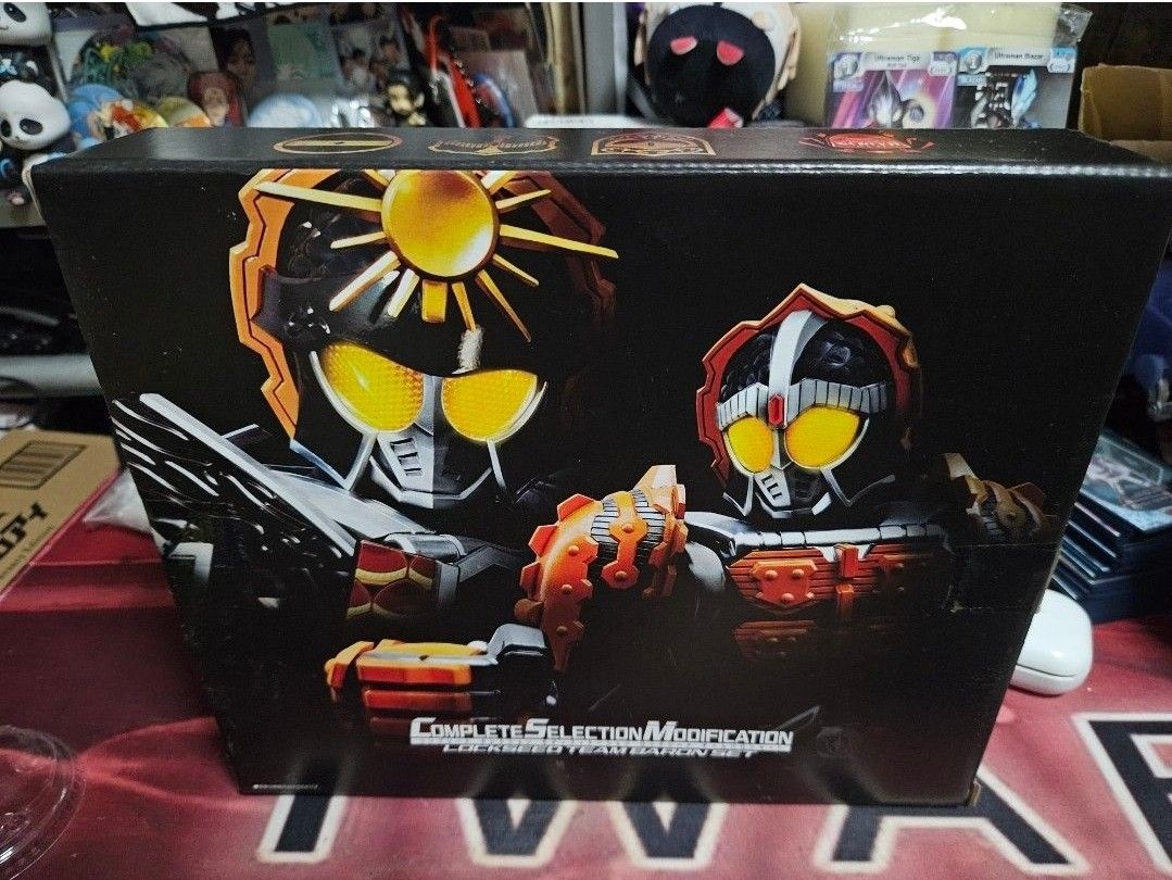 Kamen Rider Gaim CSM Complete Selection Modification Team Baron ...