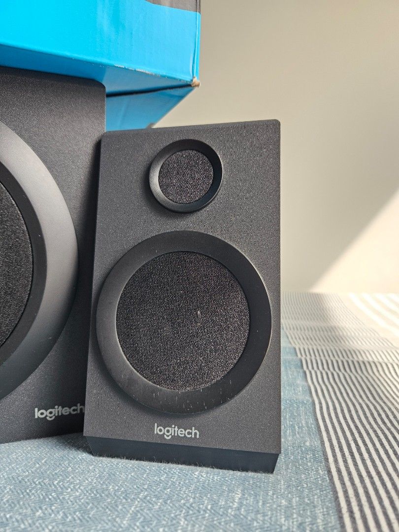 Logitech Z333 Speaker System with Sub Woofer (Aux in), Audio, Soundbars ...