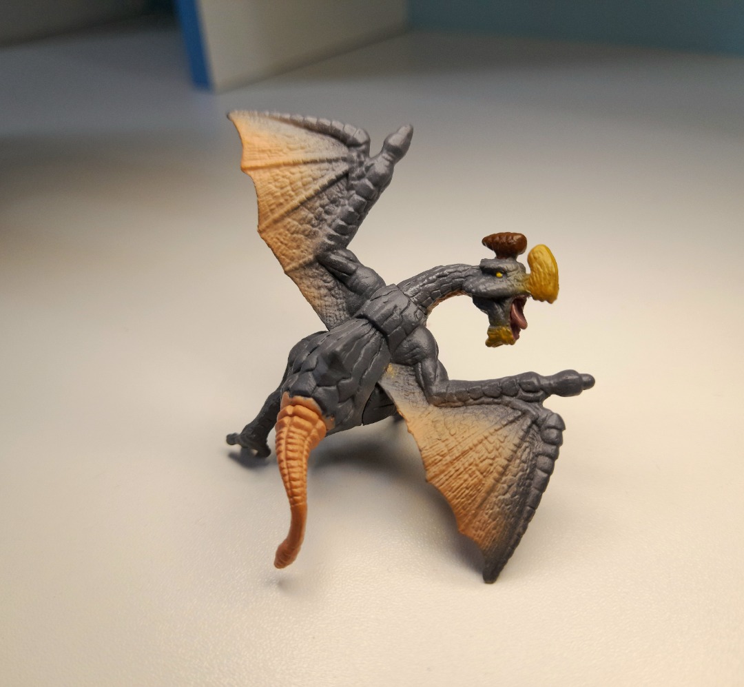 Monster hunter GYPCEROS mini figure, Hobbies & Toys, Memorabilia ...