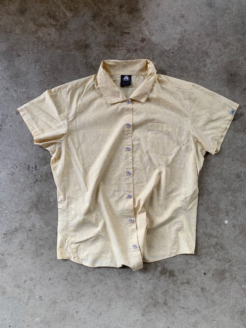 Nike Acg, Men's Fashion, Tops & Sets, Formal Shirts on Carousell