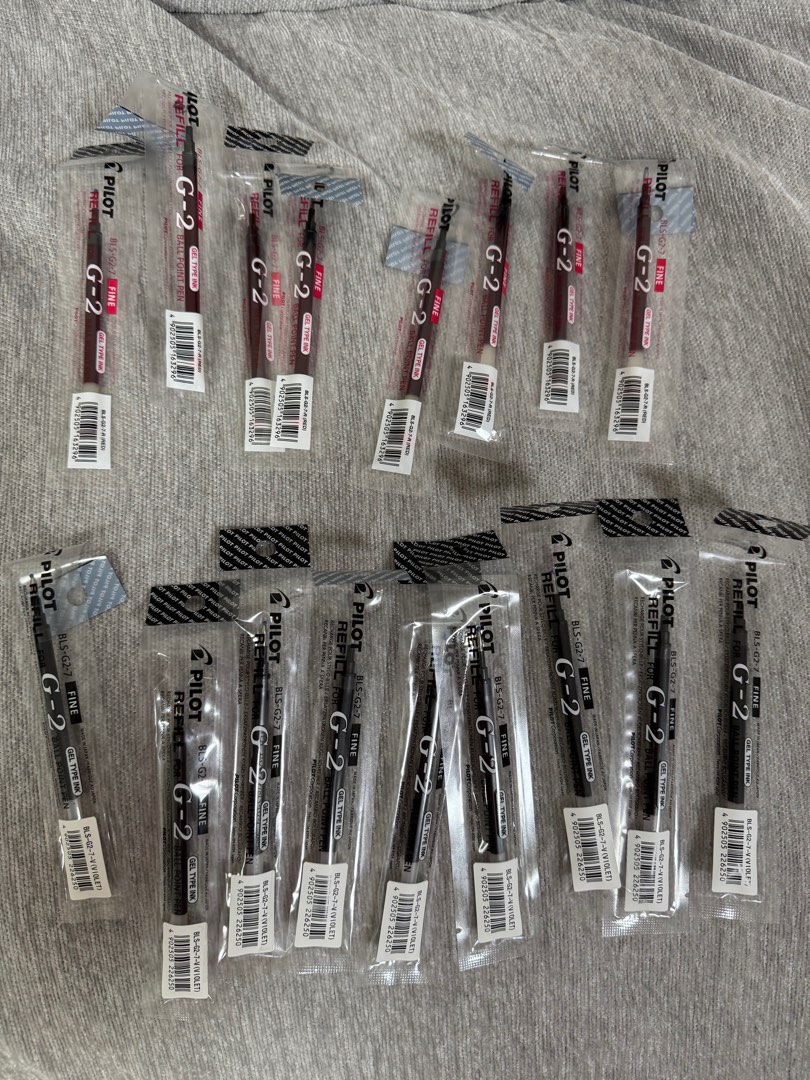 Pilot G2 refill green and violet/purple, Everything Else on Carousell